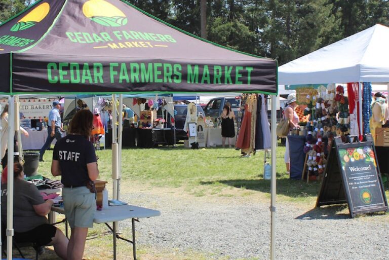 Cedar Farmers Market – The big market with the small town charm!